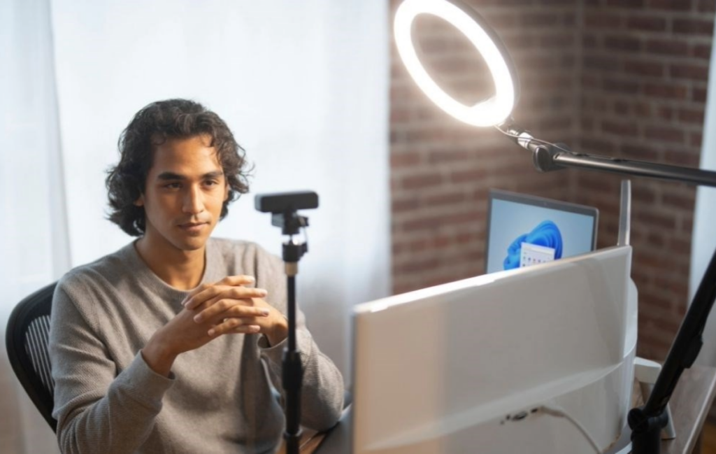 How to Look Your Best on a Video Call: 4 Tips You Can Apply Today | S.P ...